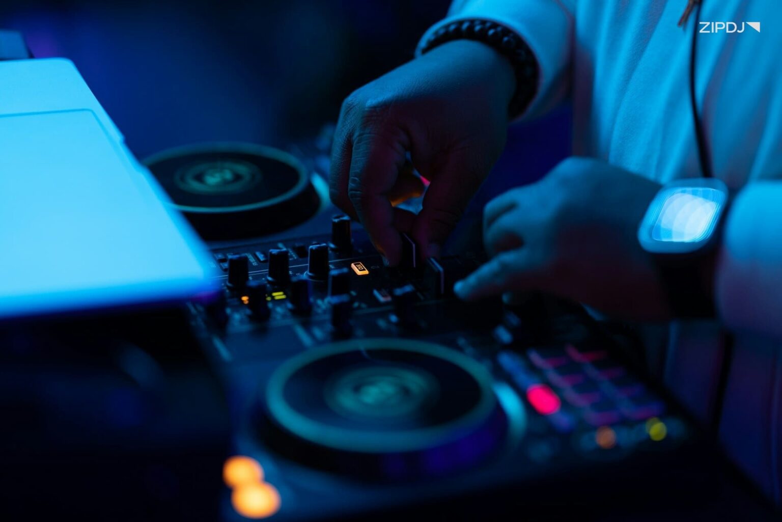 The 10 Best DJ Software For Beginners In 2026 (Ranked) | ZIPDJ