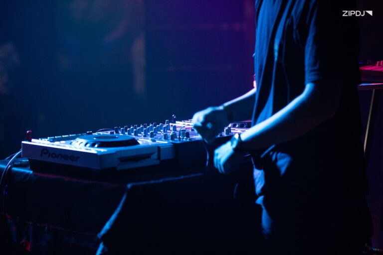 Best DJ Speakers 2026: The Ultimate Buyer’s Guide | ZIPDJ
